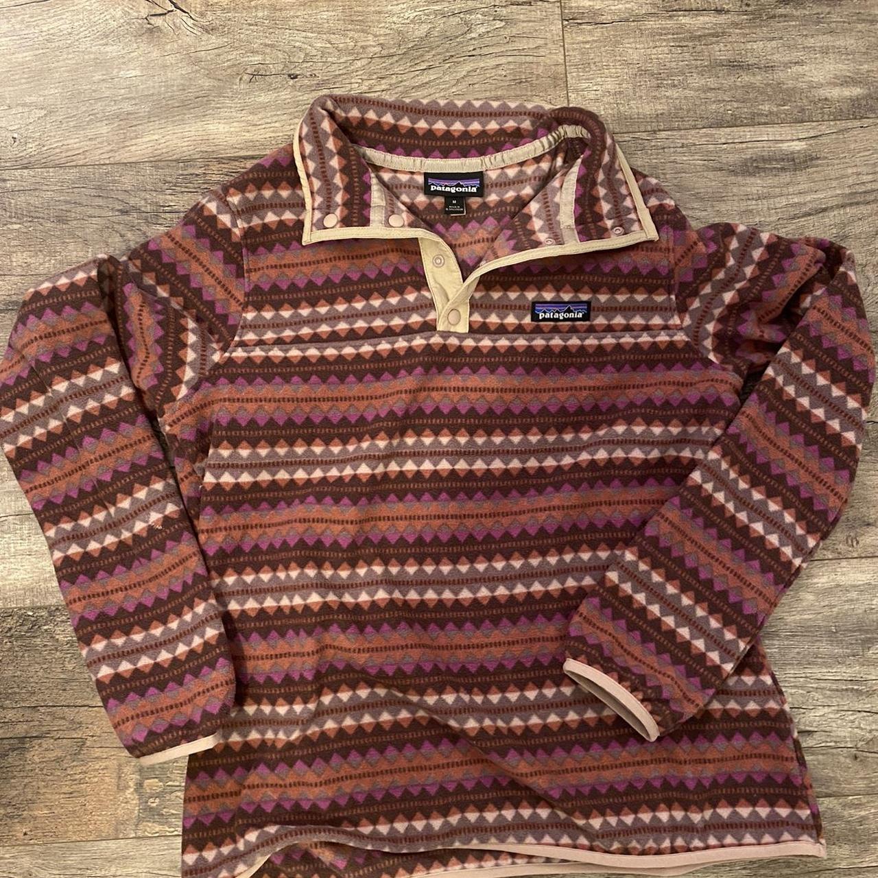 Patagonia Fleece Super cute pattern Size Medium... - Depop