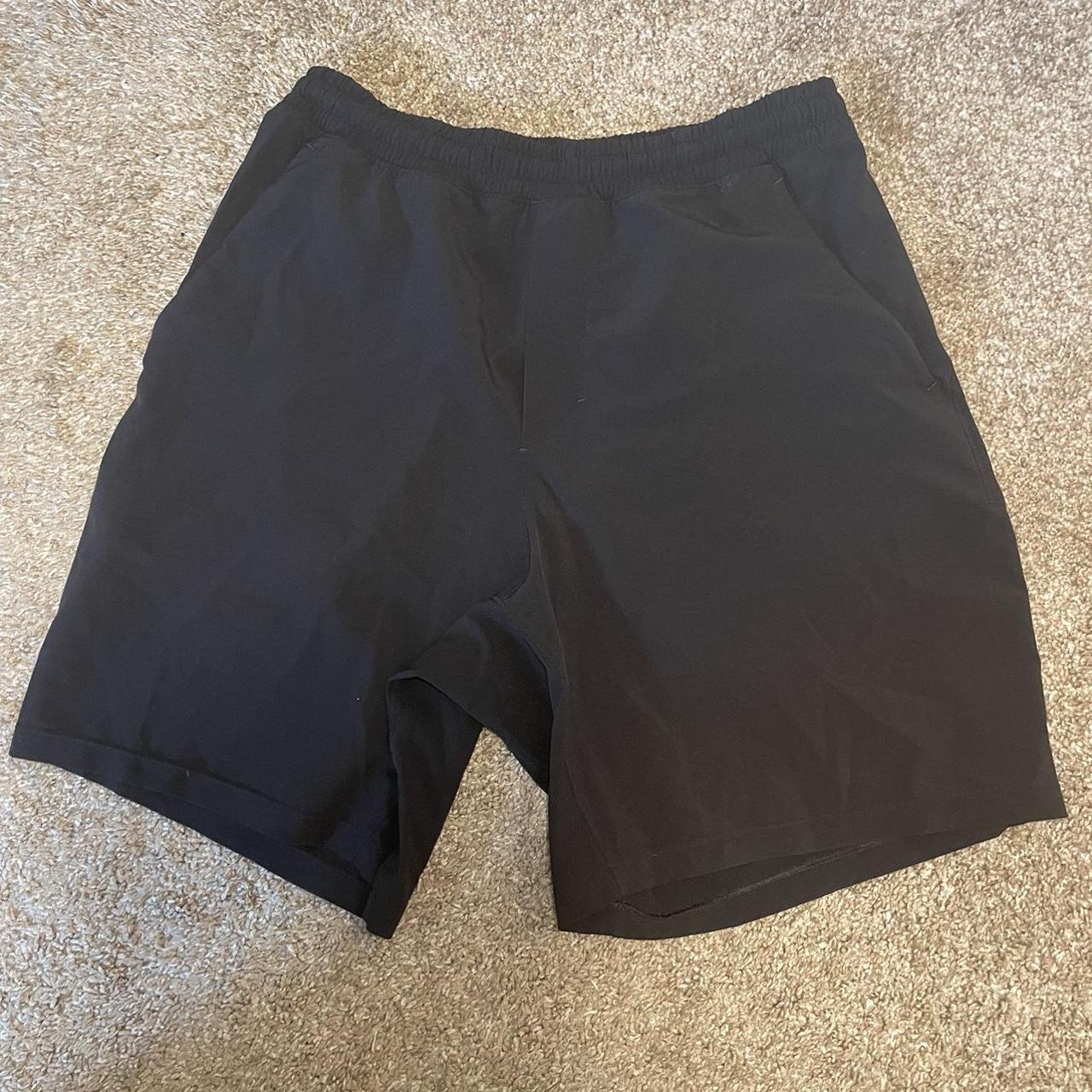 Lululemon Men's Black Shorts | Depop