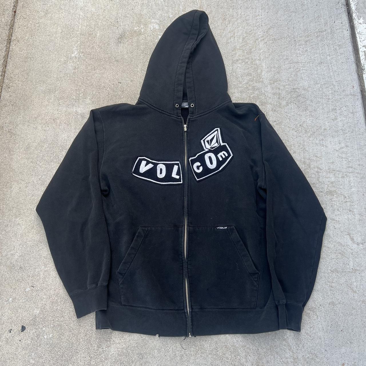 Vintage Y2K Volcom zip up hoodie Size M but fits... - Depop