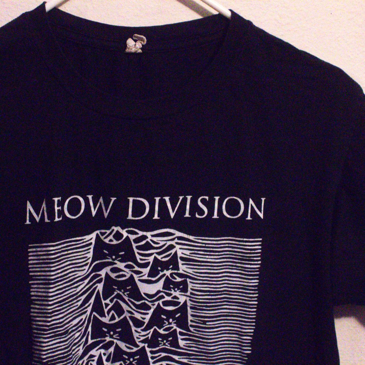 "Meow Division" T-shirt #cute #tumblr - Depop
