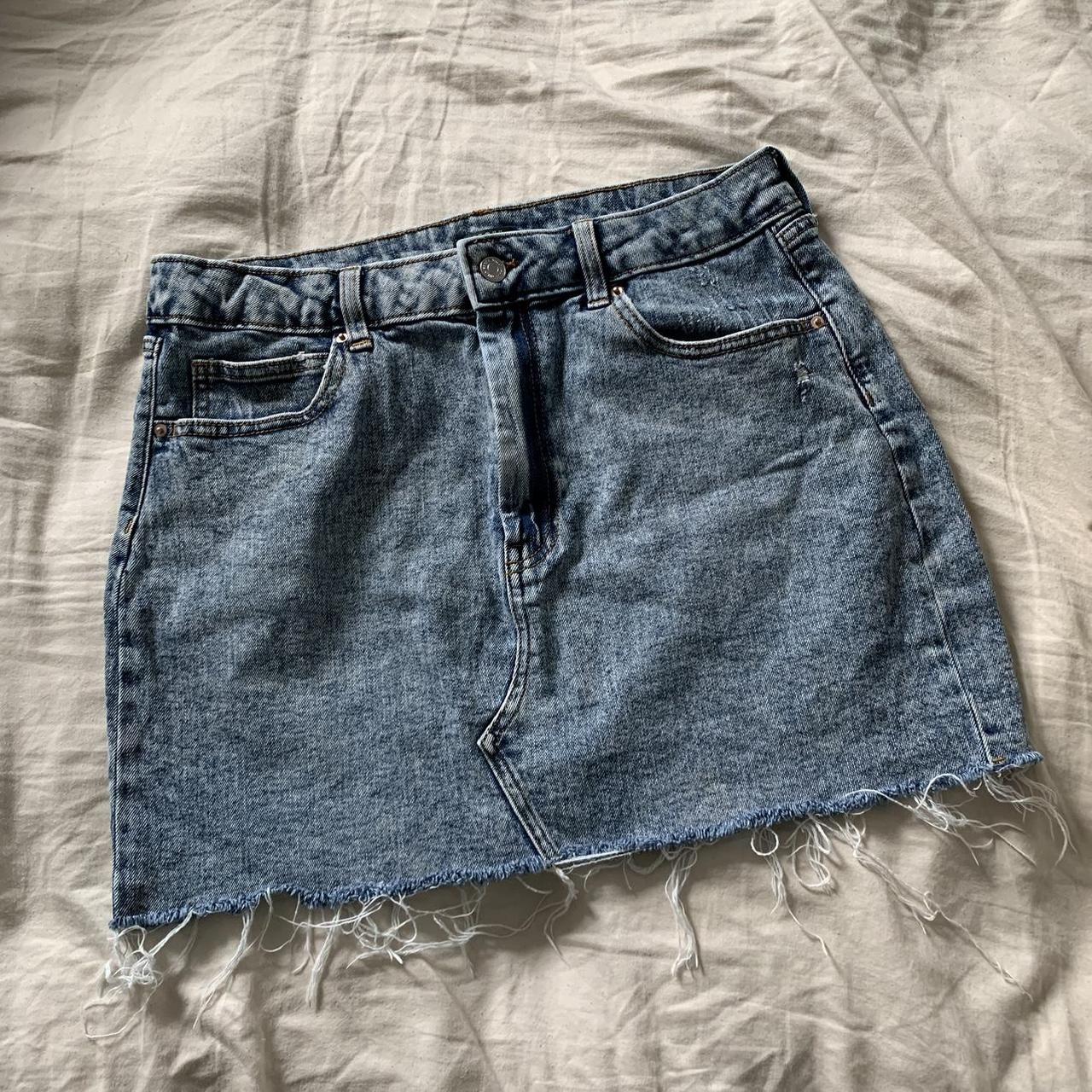 Wild fable denim mini skirt Acid wash. Size 14, has... - Depop