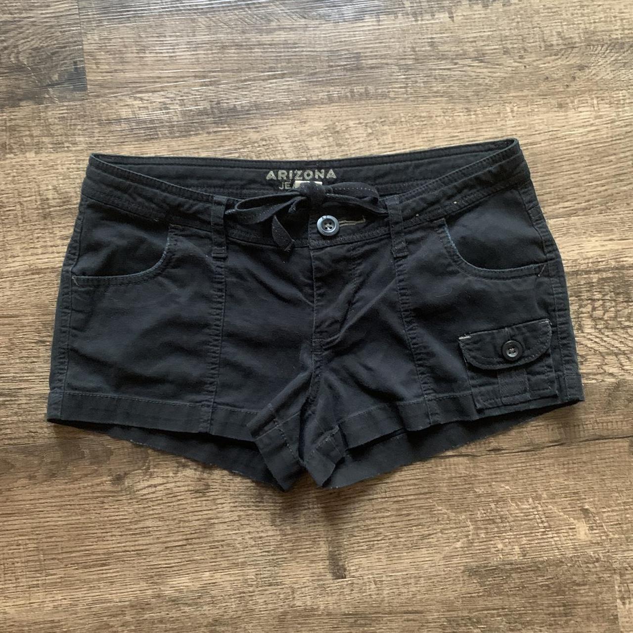 Y2K Arizona Jean Co. Black Cargo Low Rise Shorts... - Depop