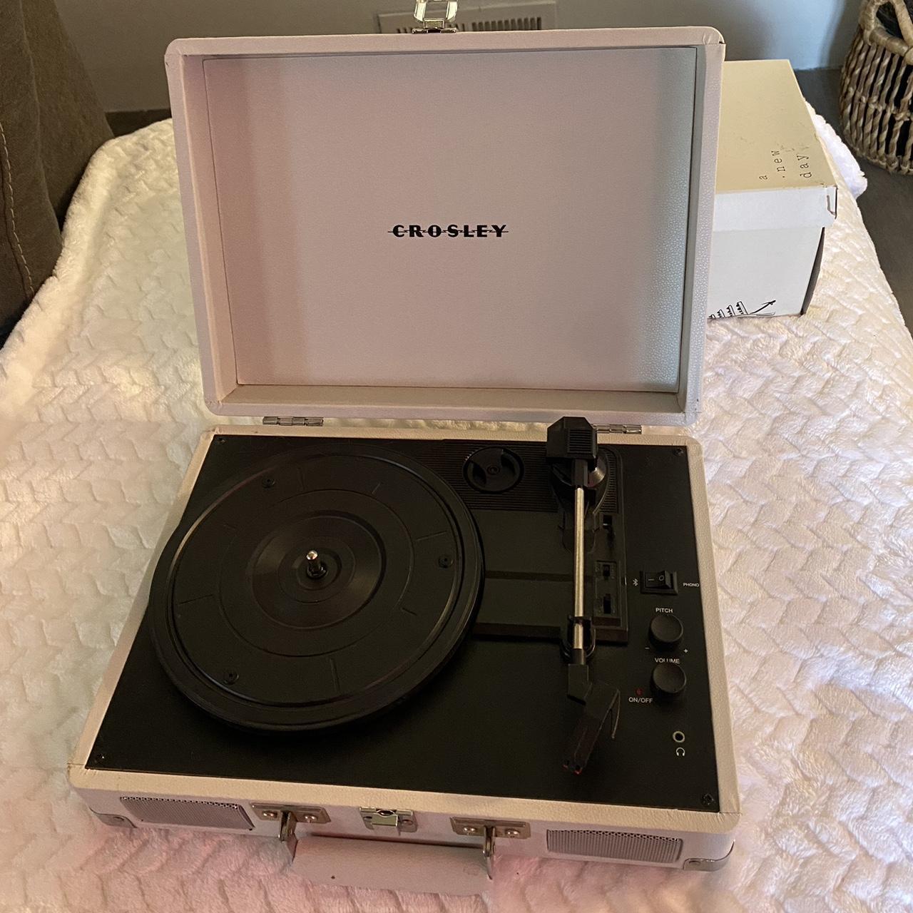 White Crosley Suitcase Record Player Some... - Depop