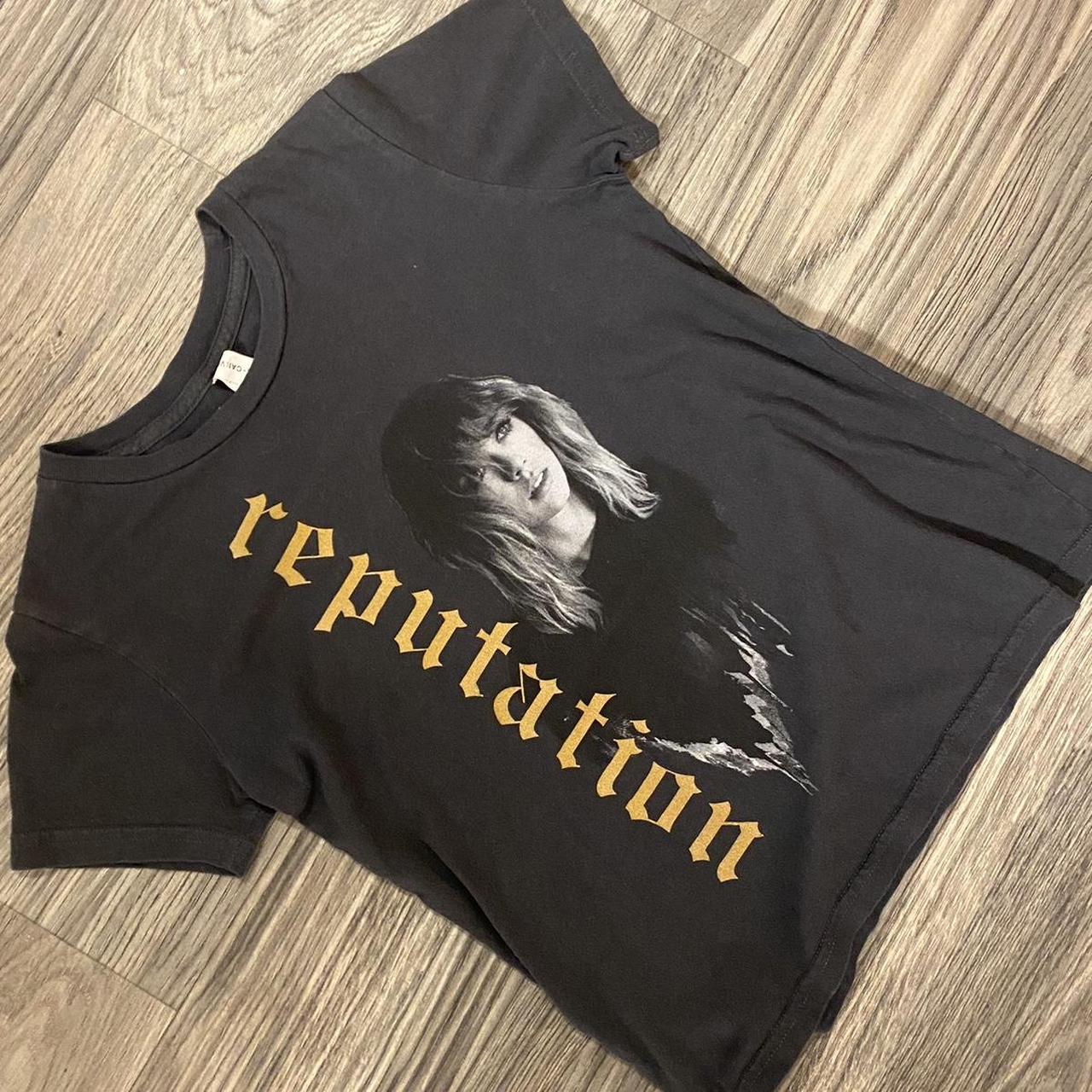 Taylor Swift Reputation Tour Shirt ~size... - Depop