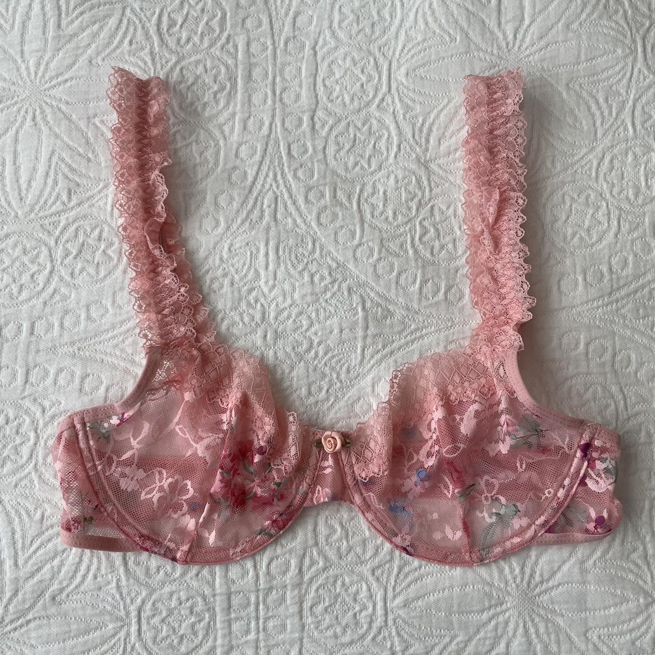 36 B/C Floral Lace Cottage Ruffle Bra: brand new... - Depop