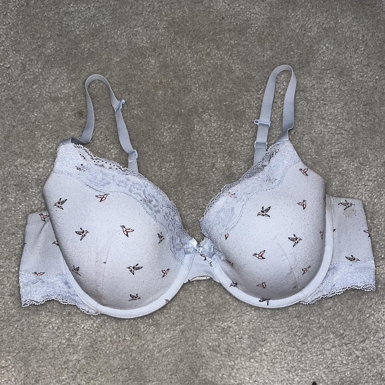 Ambrielle Women's Blue Bra | Depop
