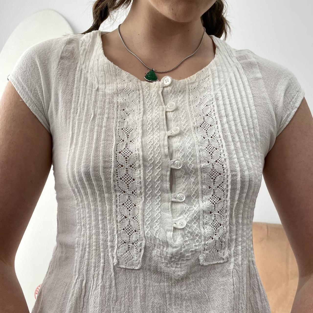 🌀 gorgeous white prairie/cottage core top! It’s made... - Depop