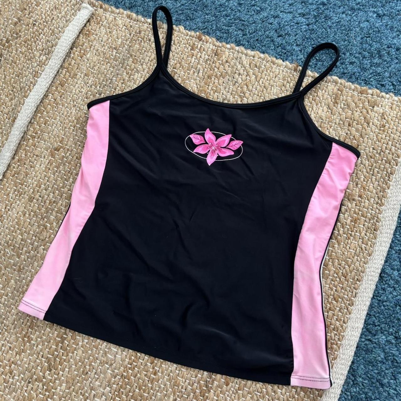 ☮️ this y2k surf tankini top looks like it’s from... - Depop
