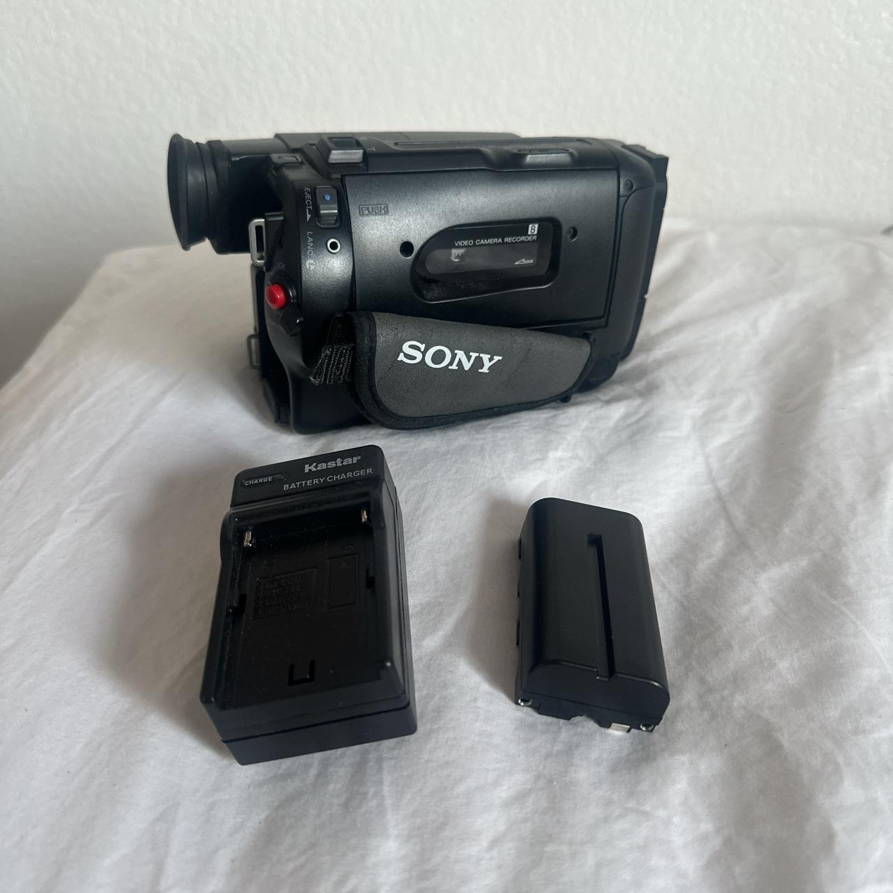 Vintage Sony Digital Handycam CCD-TR416 NTSC... - Depop