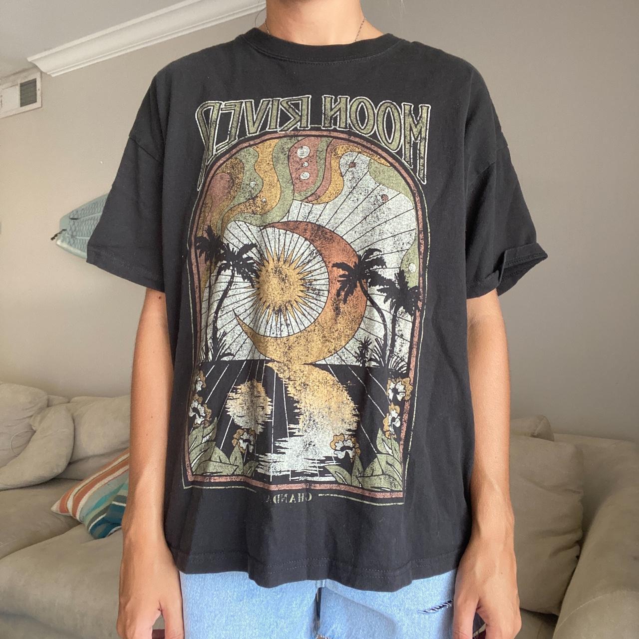 Ghanda graphic tee (US 4) - Depop