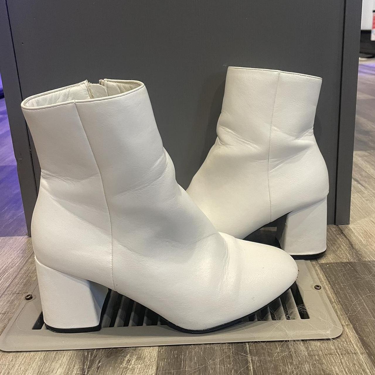 White bootie heels Mini gogo boots Size 6.5 Brand... - Depop
