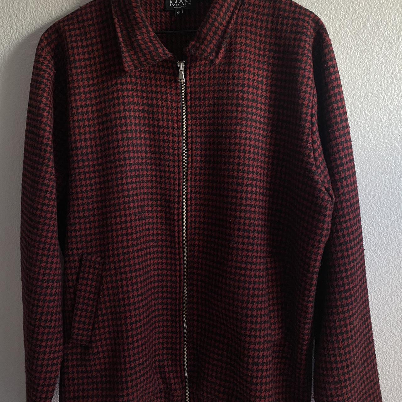 XL shacket/jacket in houndstooth pattern red/black | Depop