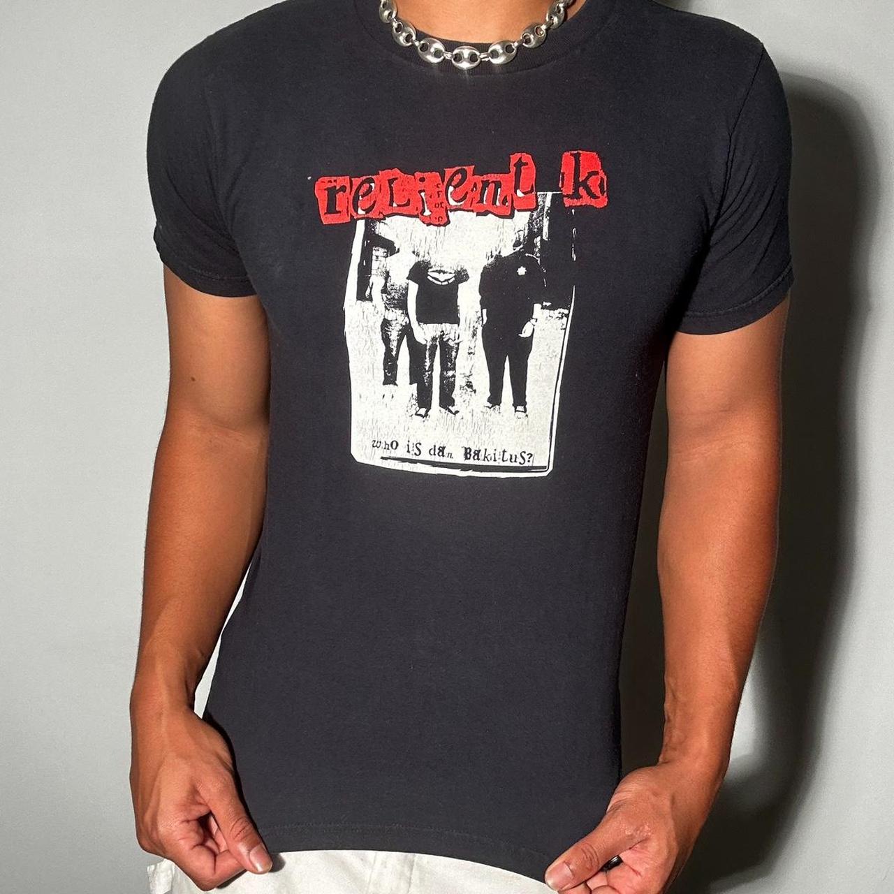 vintage 1990s relient k black graphic tee shirt... - Depop