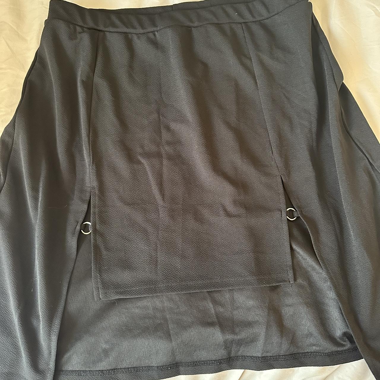 romwe skirt NEVER WORN STILL HAS TAGS size:... - Depop