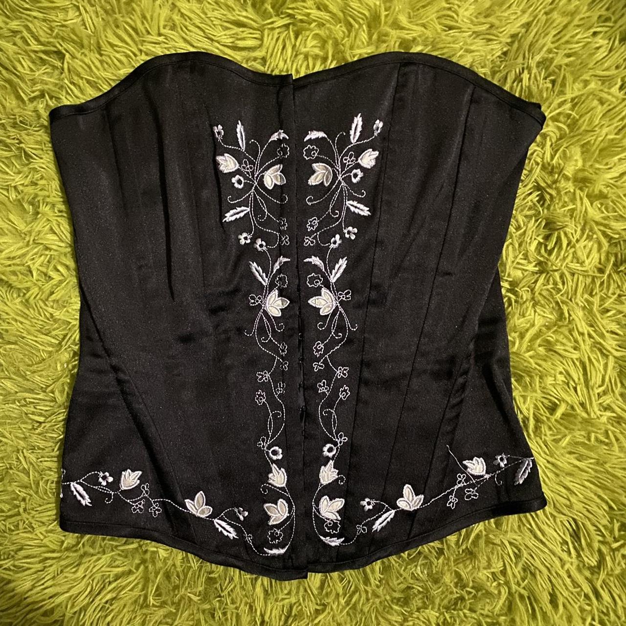 Gorgeous floral corset Medium Send offers! - Depop