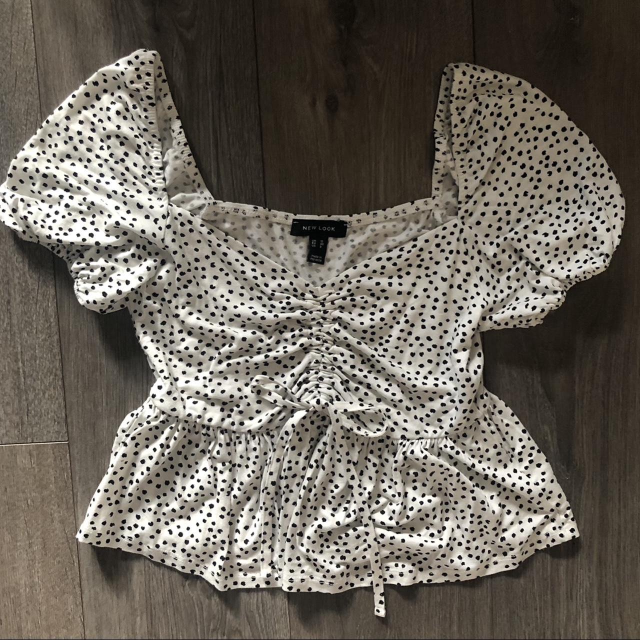 White spotty top🐼 New look Size 12 - Depop