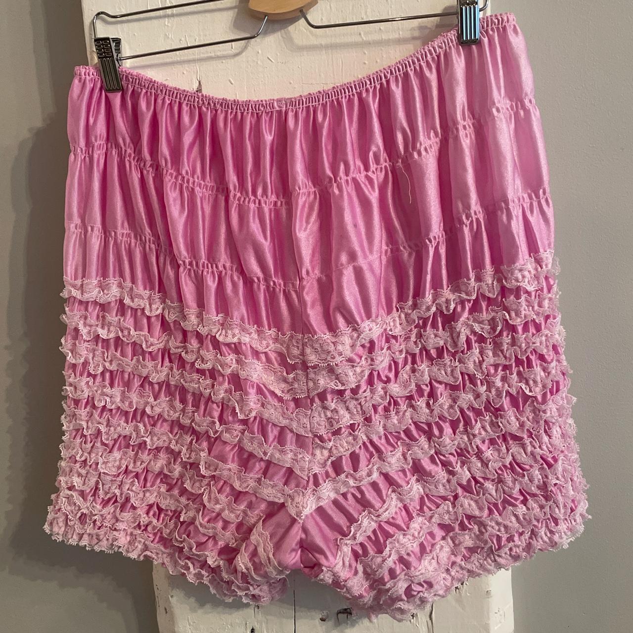 Plus size stretchy pink frilly bloomers 💕🧸 So sweet... - Depop