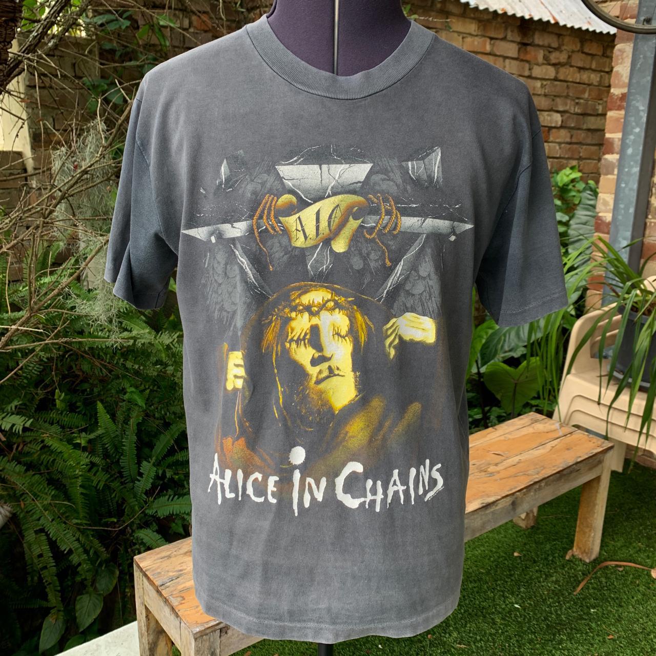 1991 Alice in Chains // 90s Band Tshirt Alice in... - Depop