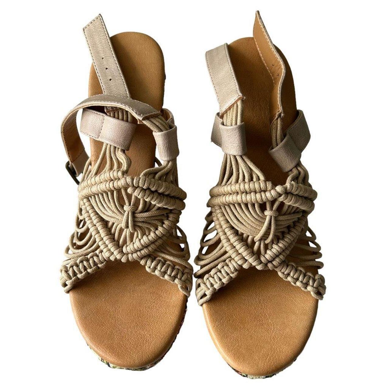 Dolce By Mojo Moxy Colorful Wedge Sandals Size... | Depop