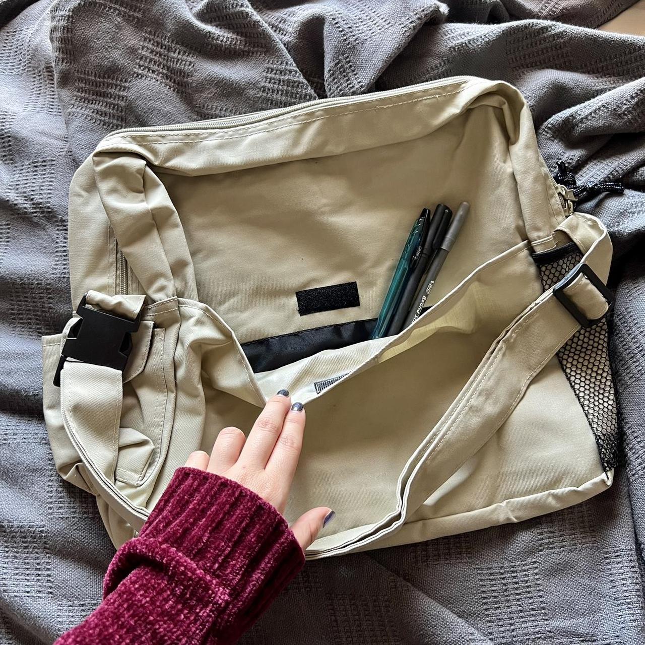 The most awesome scholastic book bag that is perfect... - Depop