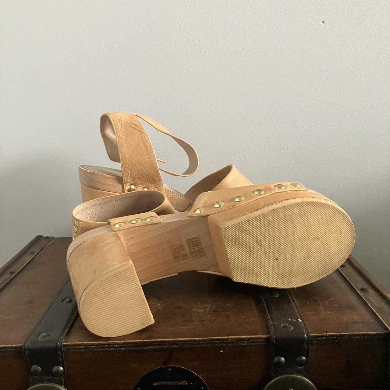 Women's Tan Sandals | Depop