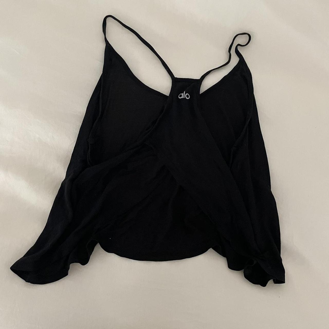 Alo Women's Black and Silver Vest | Depop