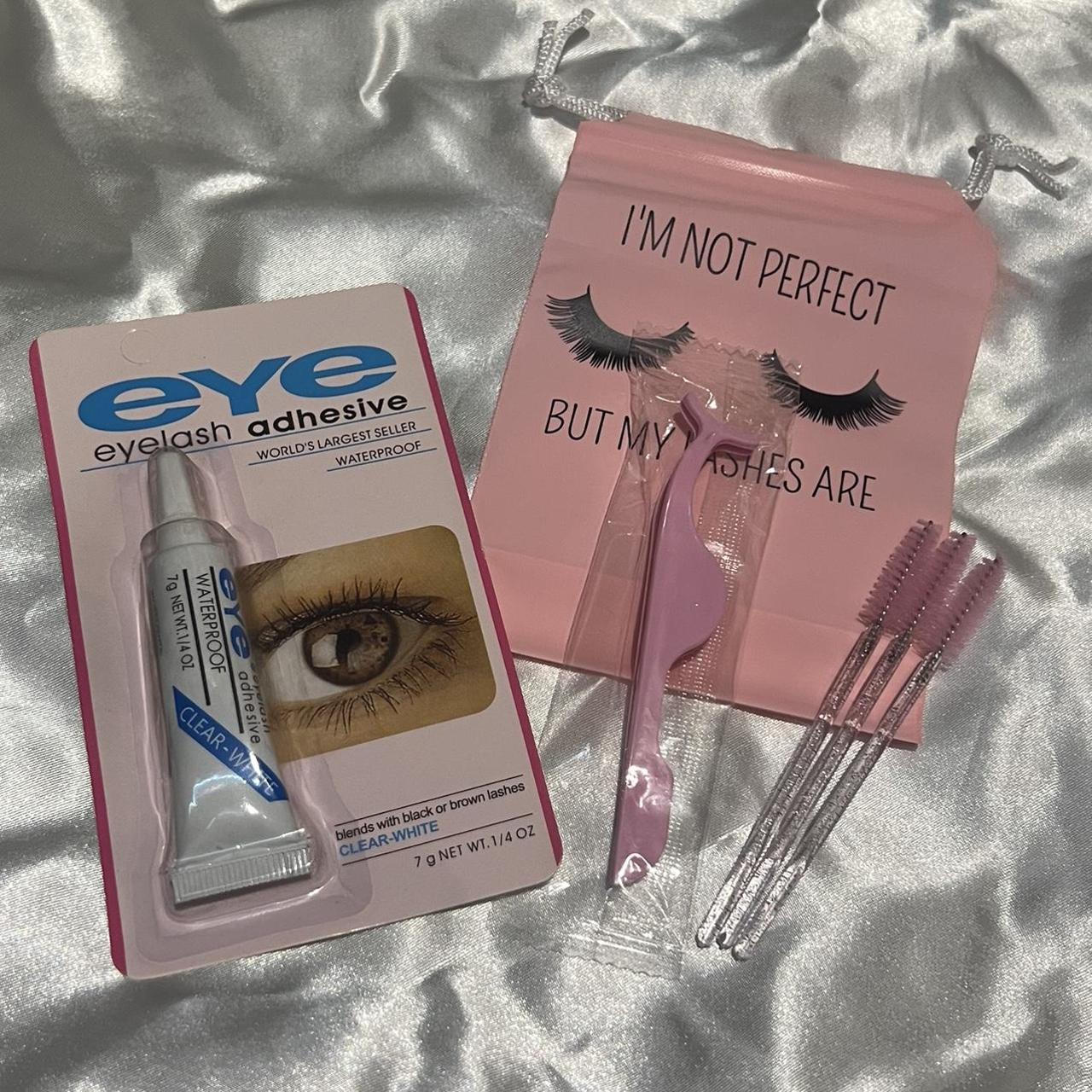 Eyelash tool and bag bundle !! • eyelash bag to... - Depop