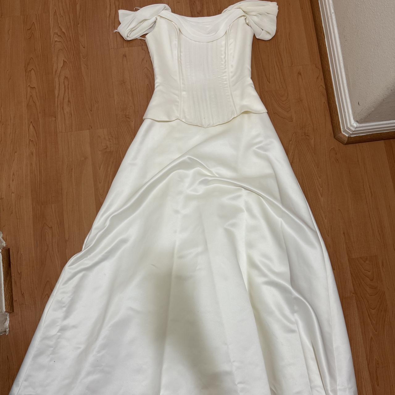 Jessica McClintock Ivory Formal Strapless... - Depop