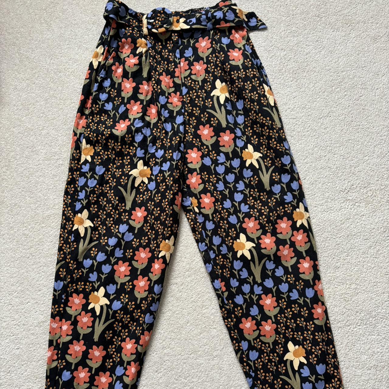 Princess Highway floral pants. Size 8, only worn a... - Depop