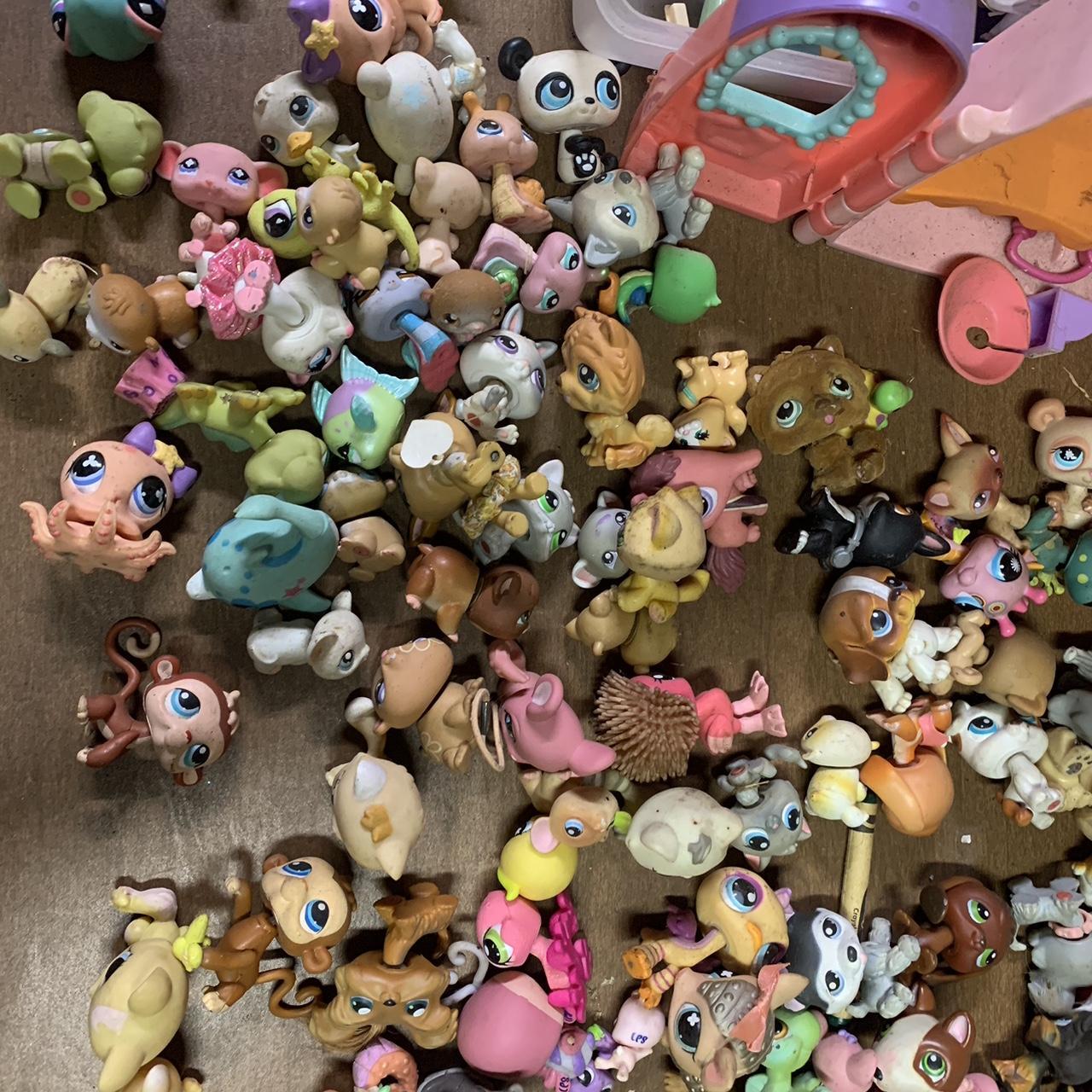 DO NOT BUY THIS LISTING updated pictures for my LPS... - Depop