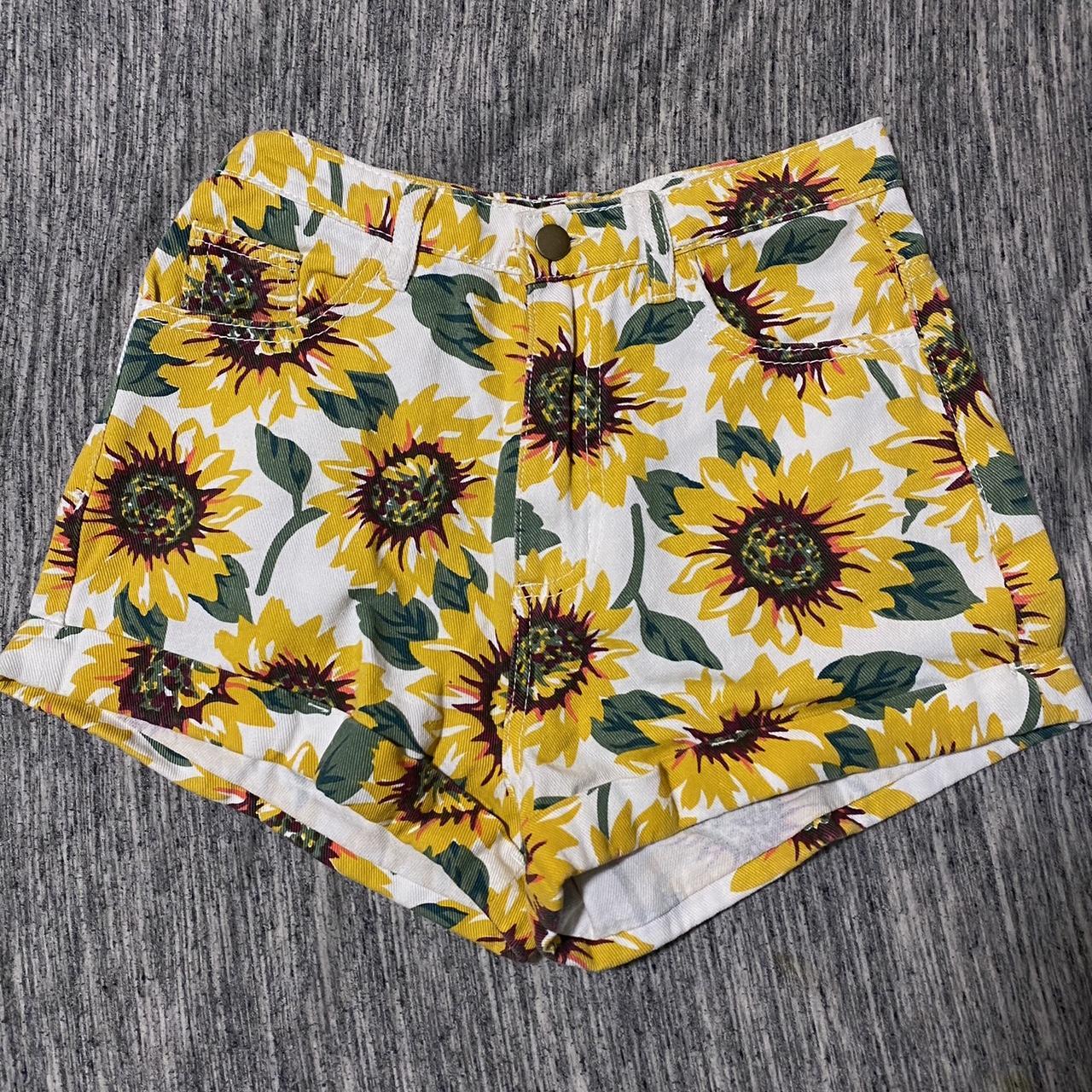 The cutest high waisted sunflower shorts - Depop