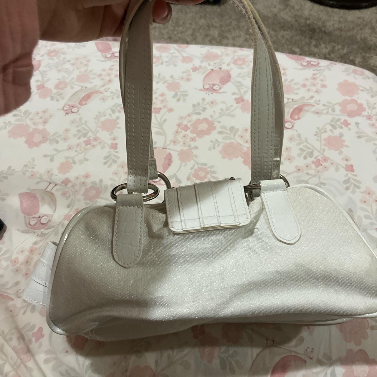 cute white bag 🫧 yellowing slightly but its so cute... - Depop
