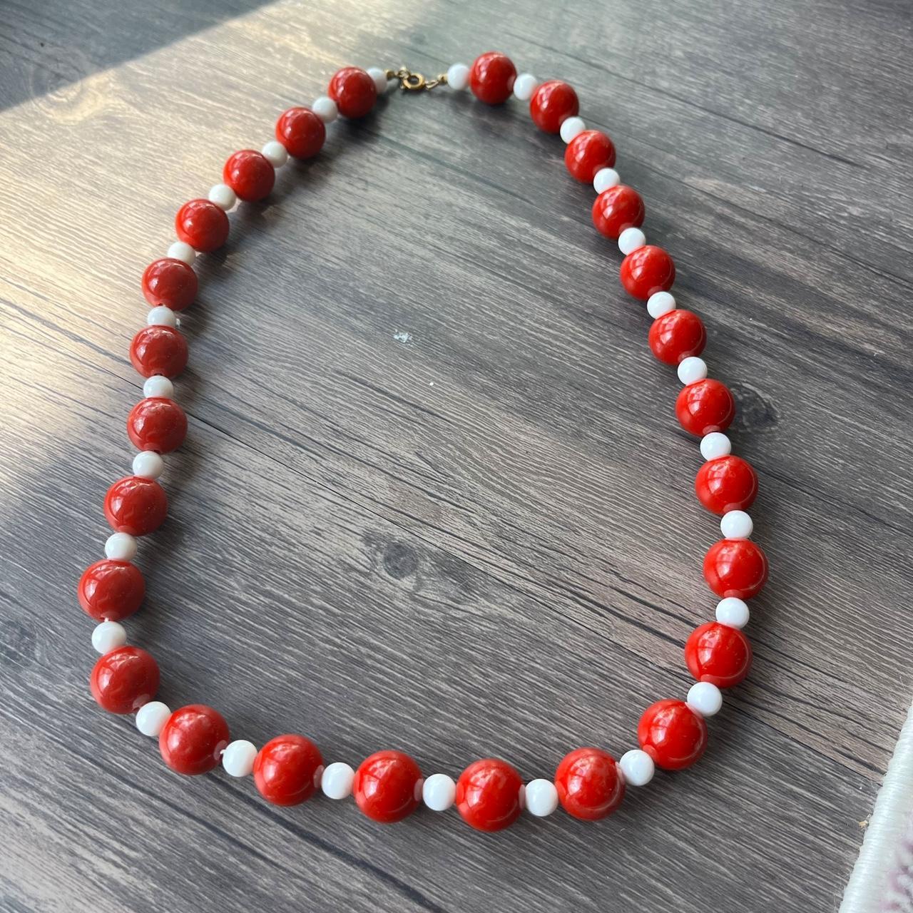 60s mod necklace 😍 in great condition! Perfect to... - Depop