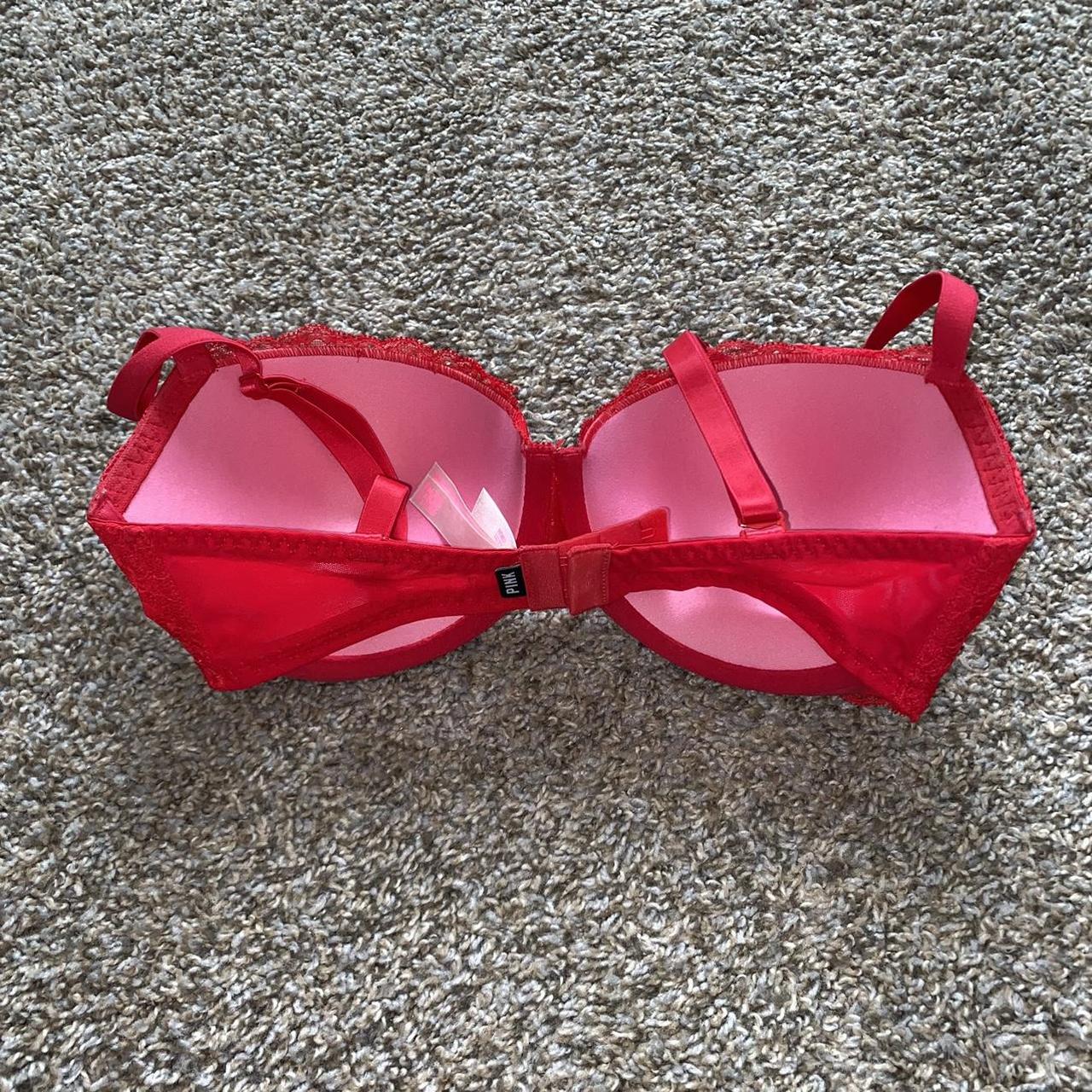 Victoria's Secret Women's Red Bra | Depop