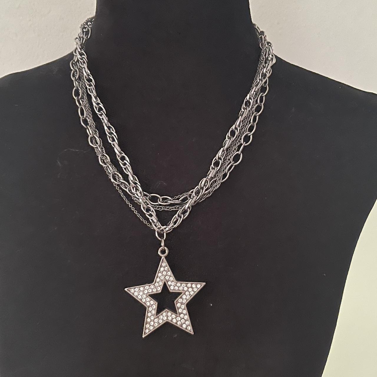 Rlly sick chain necklace with a gemmed Star pendant... - Depop