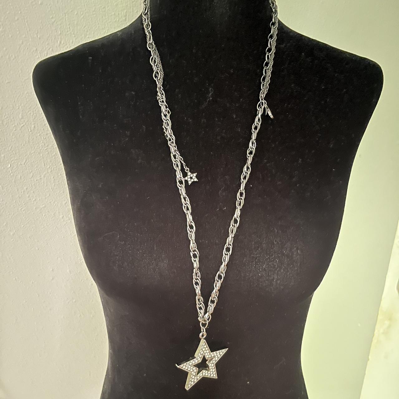 Rlly sick chain necklace with a gemmed Star pendant... - Depop