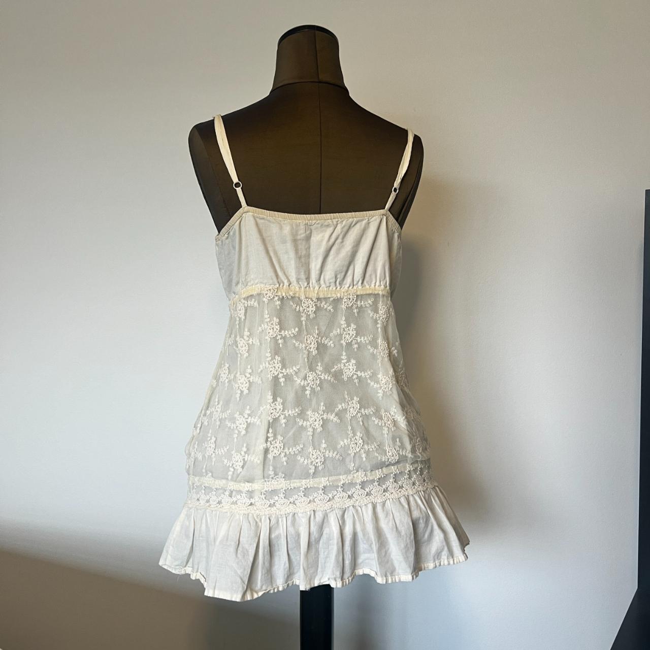 white lacey cami super dainty and flowy lace cami... - Depop