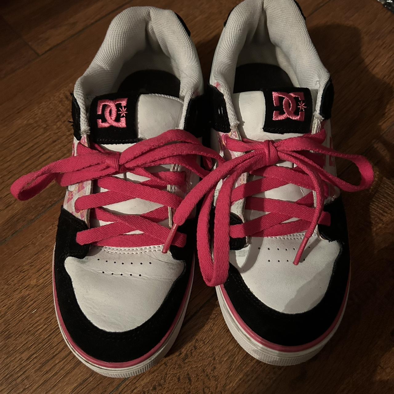 women’s 7 dc shoes , they do have something stuck on... - Depop