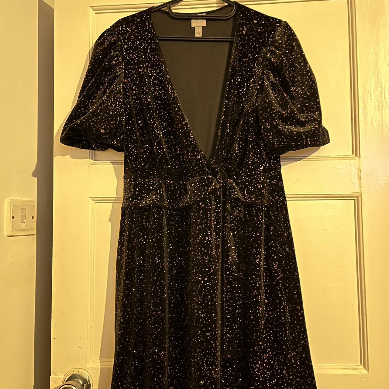 Size 14 ASOS black dress with gold glitter. Slightly... - Depop