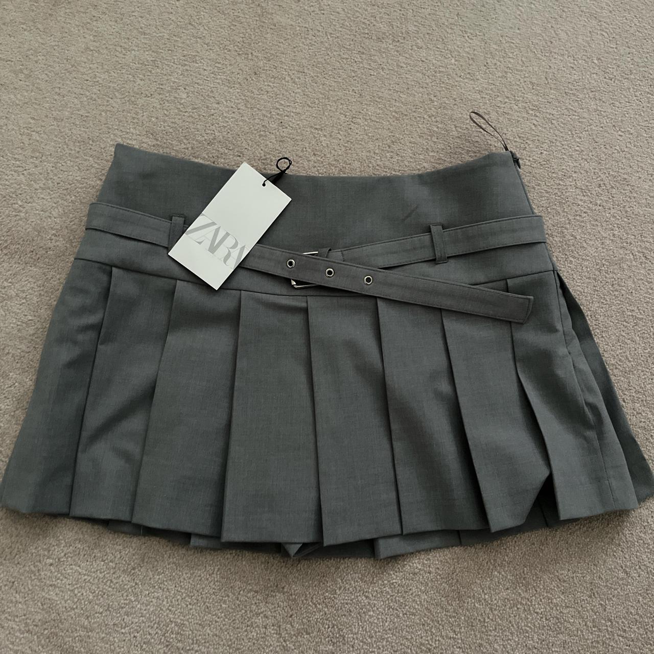 cutest zara grey mini pleated skort - shorts... - Depop