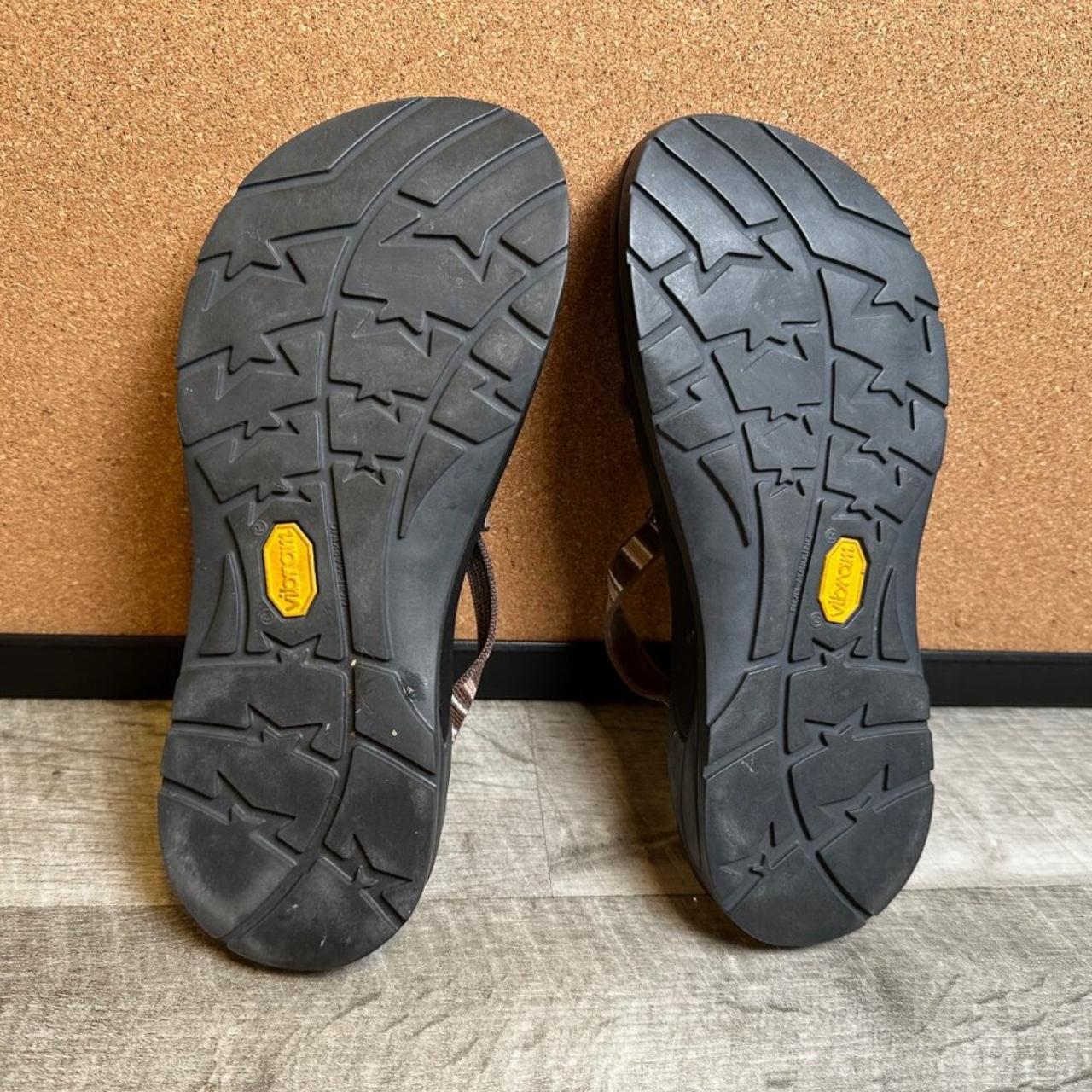 Chaco Zong Womens 8 Slide Slip On Vibram Sandals... - Depop