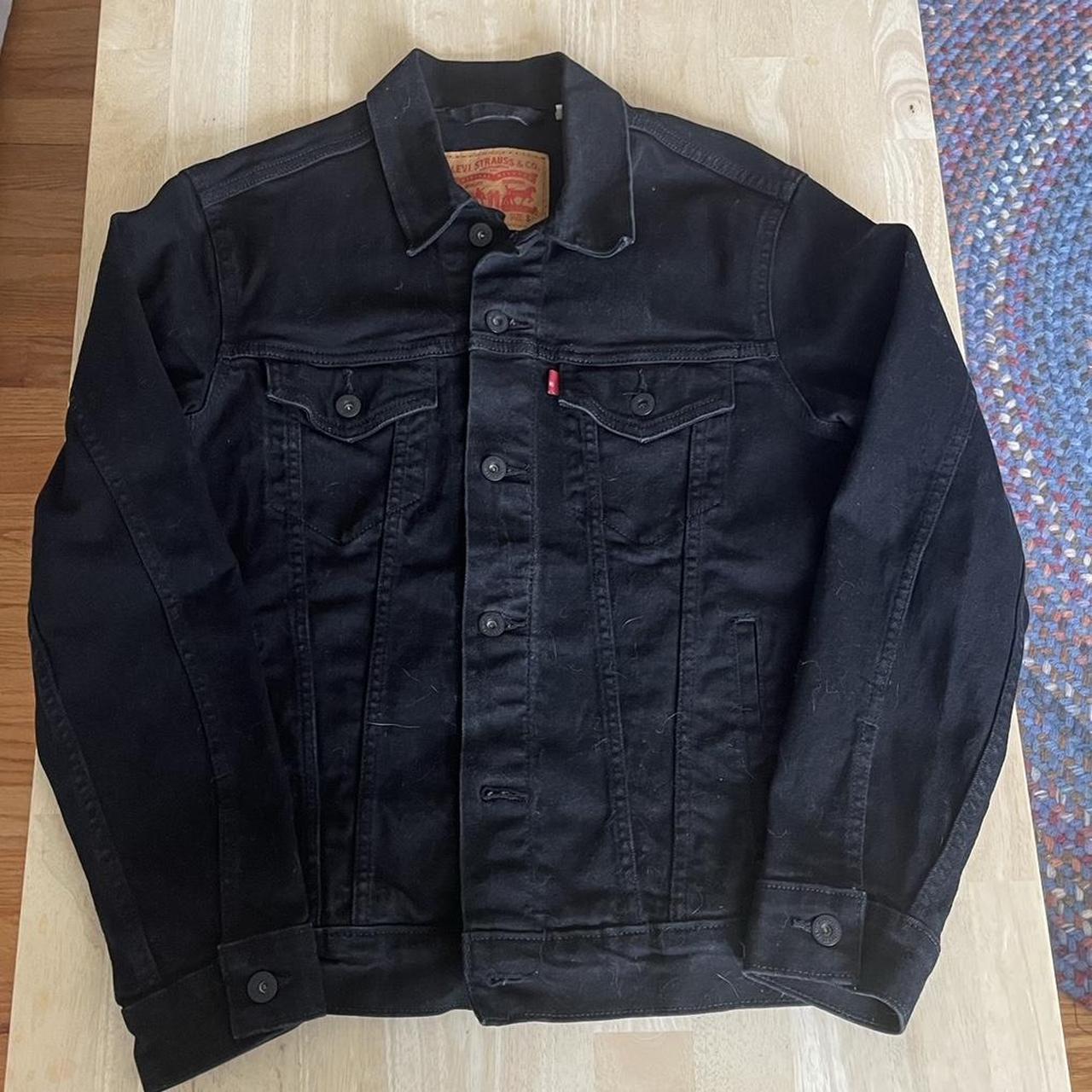 Levi’s men’s black denim jacket - Depop