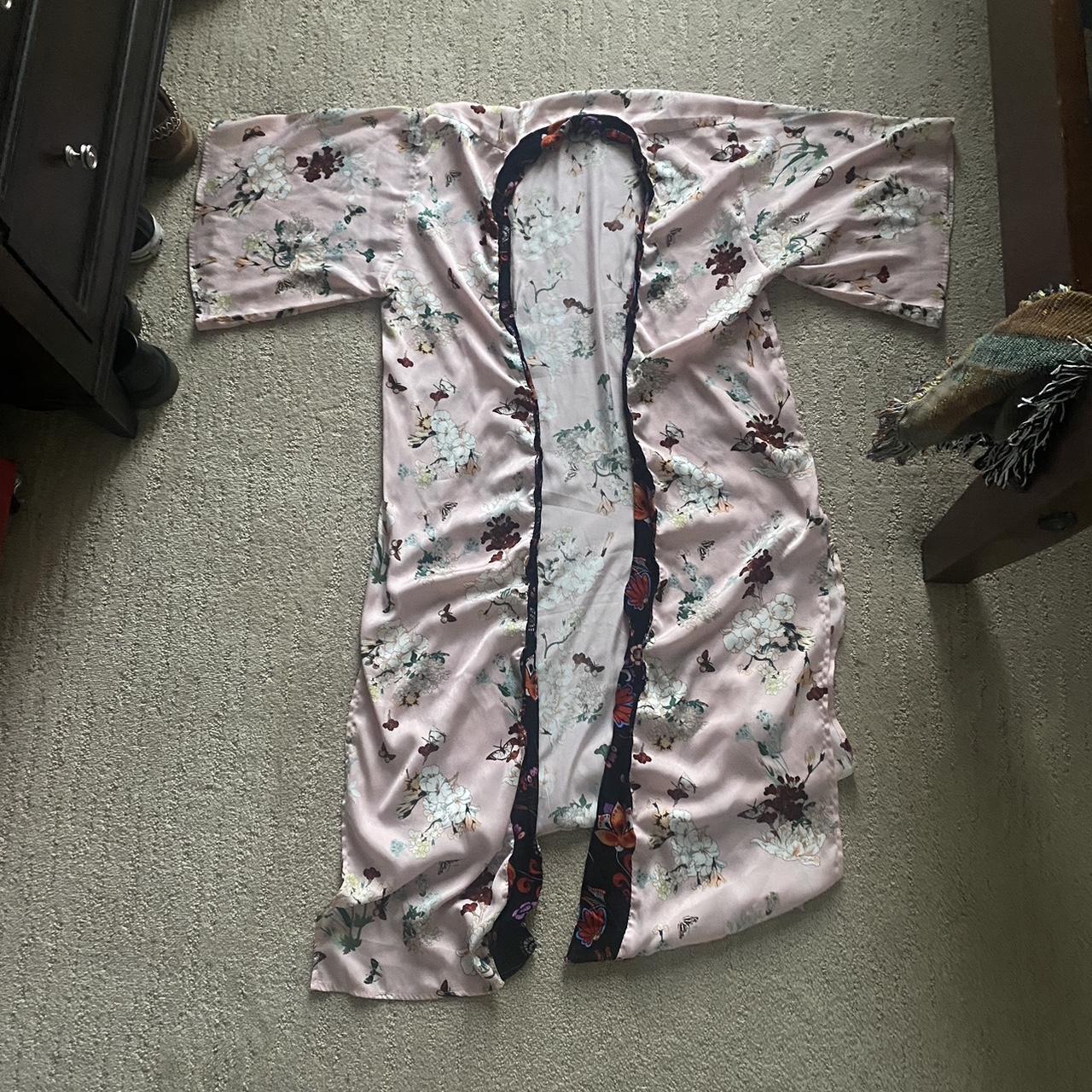 anthropologie floreal kimono robe lounge wear size:... - Depop