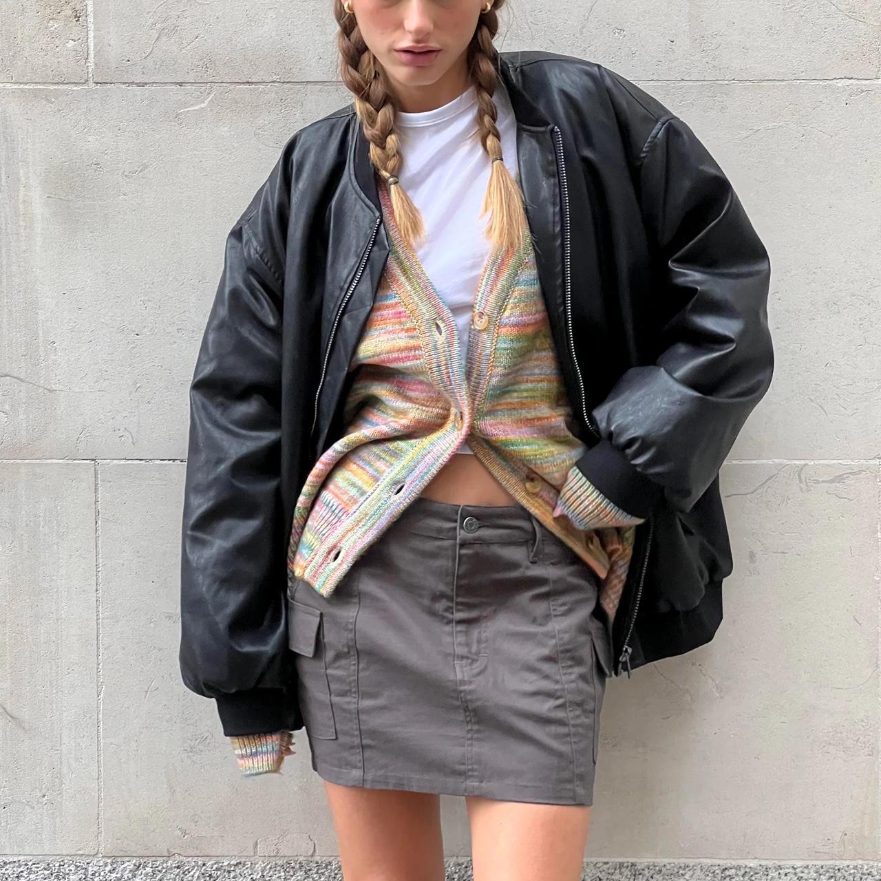 Motel Rocks cargo mini skirt Size XS Tried once - Depop