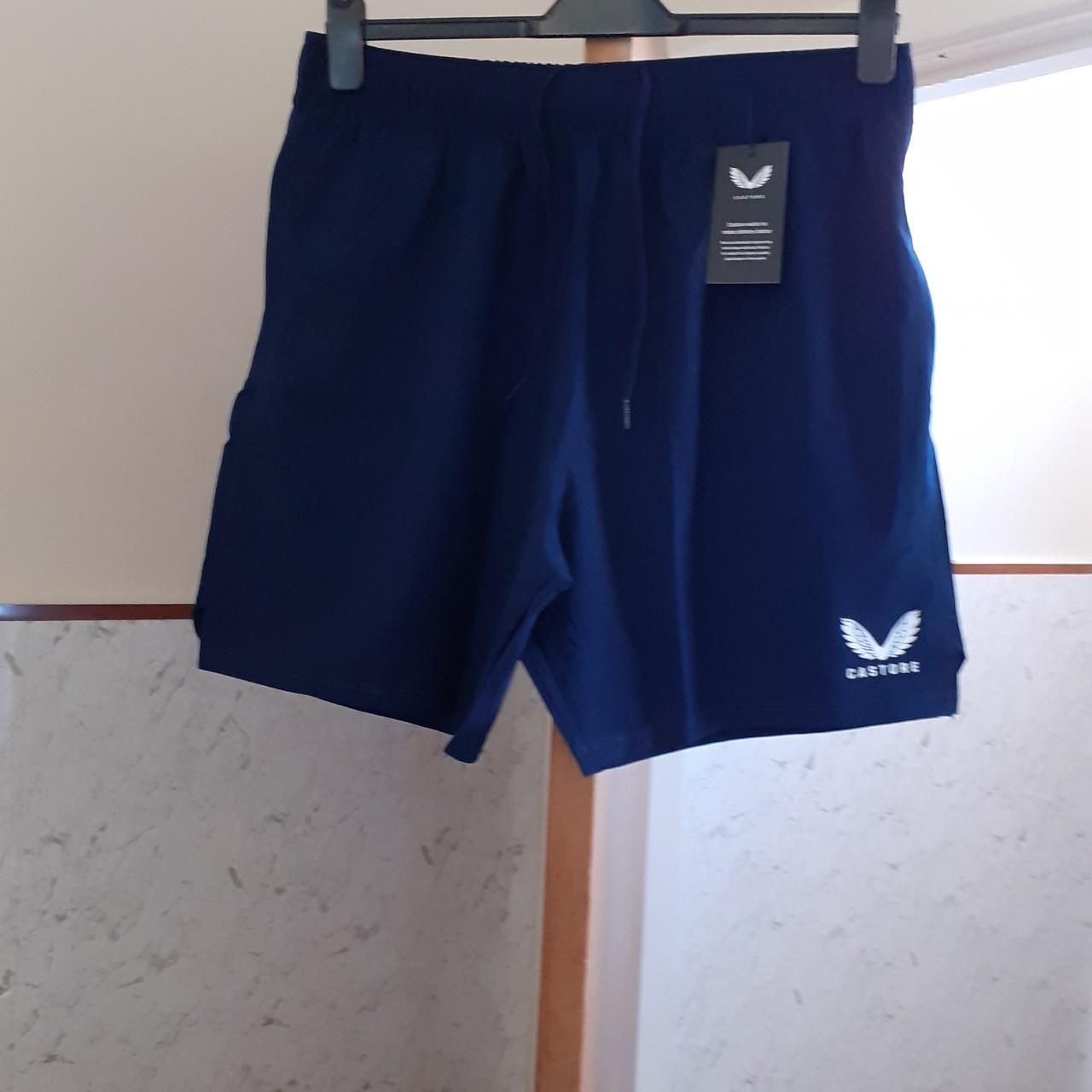 Castore Men short - Depop