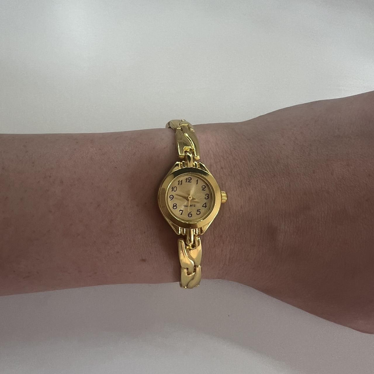Small gold watch Vintage look Super cute just don’t... - Depop