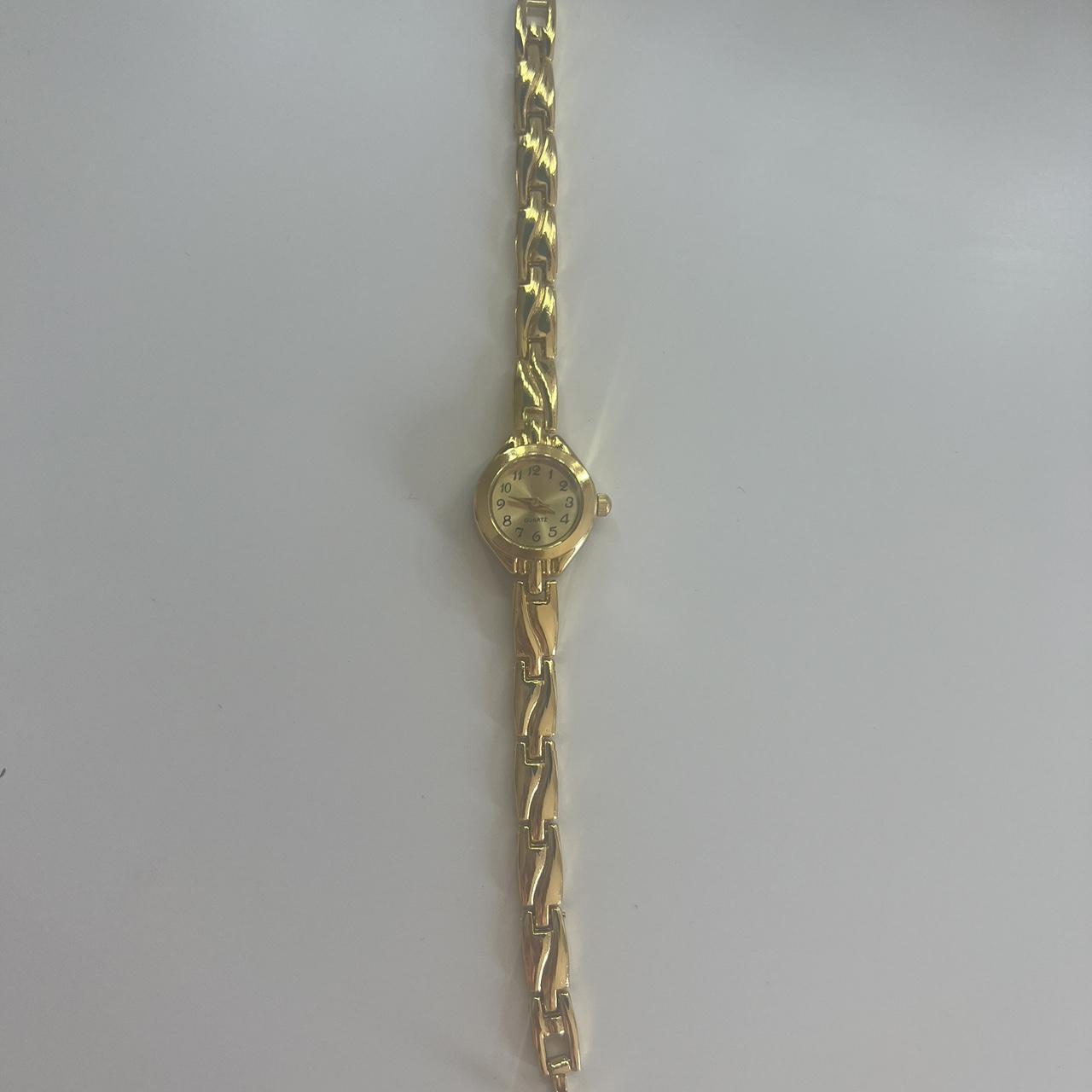 Small gold watch Vintage look Super cute just don’t... - Depop