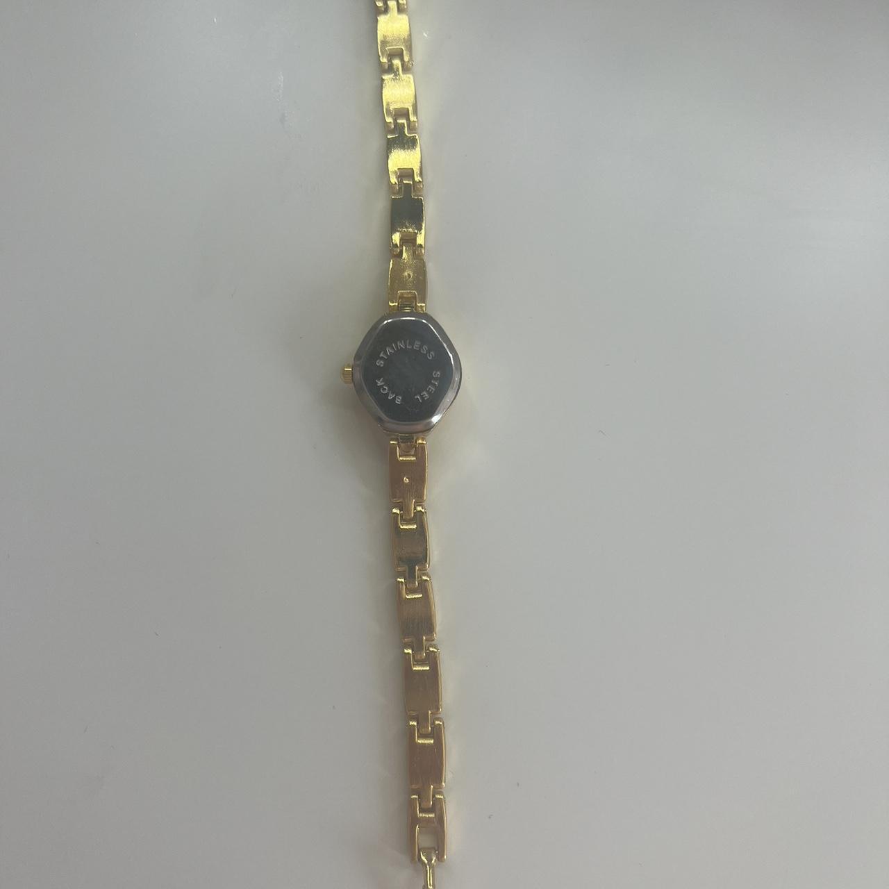 Small gold watch Vintage look Super cute just don’t... - Depop