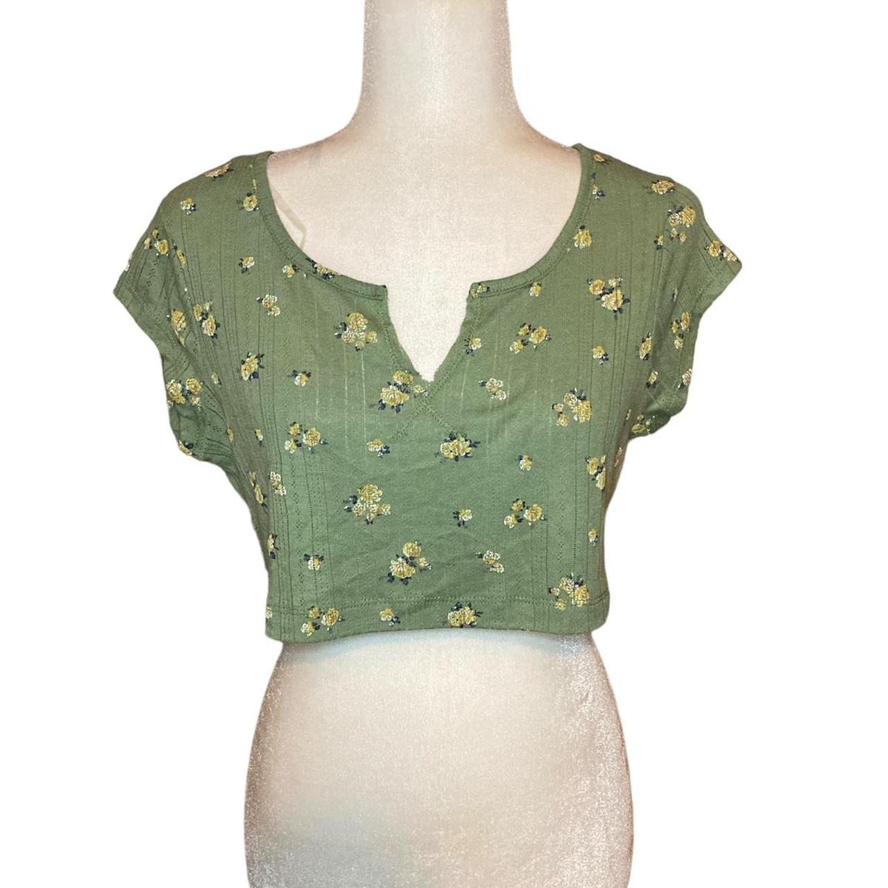 Cottagecore knit cropped shirt size large #cottage... - Depop