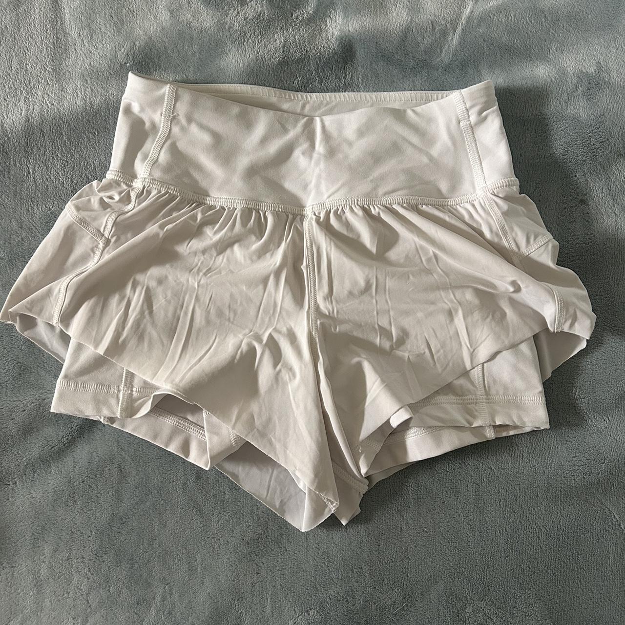 White Lululemon shorts - size 2 #lululemon - Depop